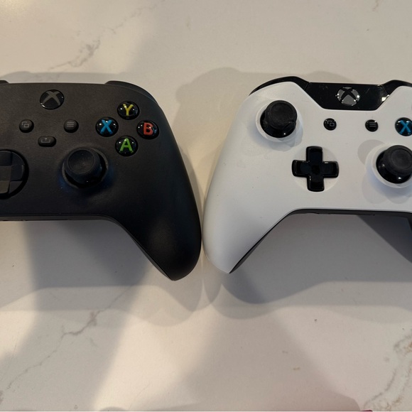 Microsoft | Video Games & Consoles | Microsoft Xbox Wireless Controller Black And White | Poshmark